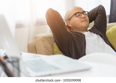 Turn Off Laptop Images Stock Photos Vectors Shutterstock
