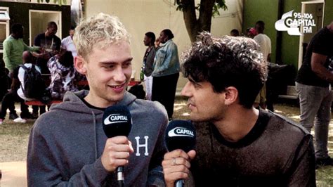 Gifs To Make You Fall Hopelessly In Love With Years Years Olly Alexander Dreamy Capital