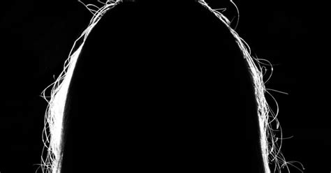 집유 기간 중 필로폰 투약 40대 여성가수 실형