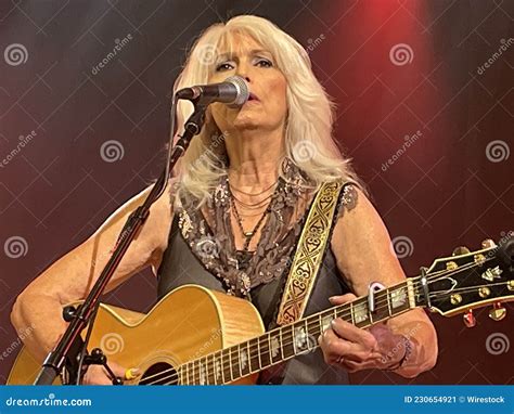 Emmylou Harris In Concert Editorial Photo Image Of History 230654921