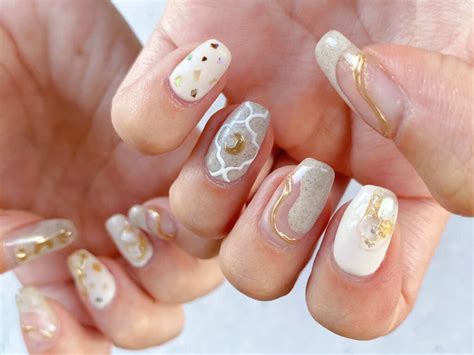 マット仕上げのミラーアートのやり方！マットベースで雰囲気が変わるおしゃれなアートのやり方を紹介します！ ねいるるーむ