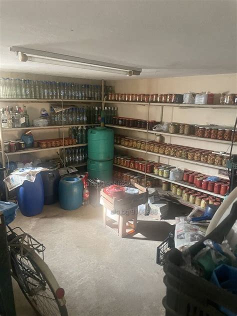 Къща с Милево Двуетажна къща 115 кв м РЗП 600 кв м двор Къщи Вили Милево Агенция At