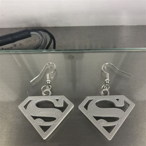 3d Printable Superman Earrings By Raimonvibe