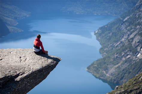 How Edge Computing Makes Real Time Applications Enterprise Grade