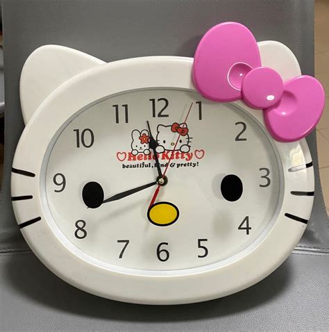 Hello Kitty Wall Clock Furniture And Home Living Home Decor Clocks On Carousell