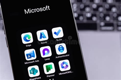 Microsoft Services Edge Azure To Do Microsoft Ads 365 And Other Mobile Apps On A Screen