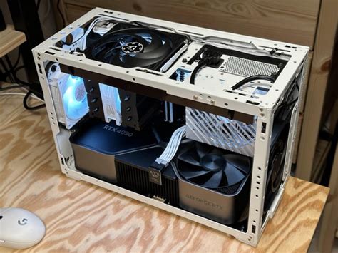 Smallest Riserless 4090 Build I Can Manage Without Using Botique Hard To Find Parts R Sffpc