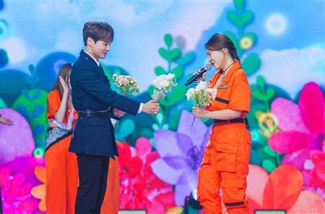미스김 박서진 왕자님 내 롤모델이자 원픽핑크빛 기류 솔솔 미스쓰리랑