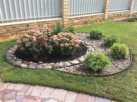 Одноклассники Идеи озеленения Садовые клумбы Уличные растения