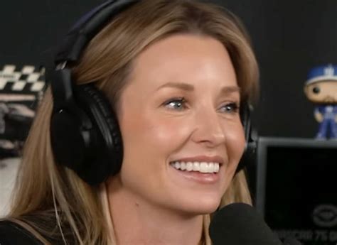 Dale Earnhardt Jrs Wife Turns Heads Before Daytona 500 The Spun