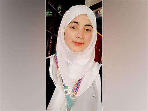 Syeda Batool Zehra Girl From Pahari Ethnic Group In J K Shines In