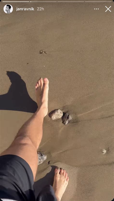 Jan Ravniks Feet