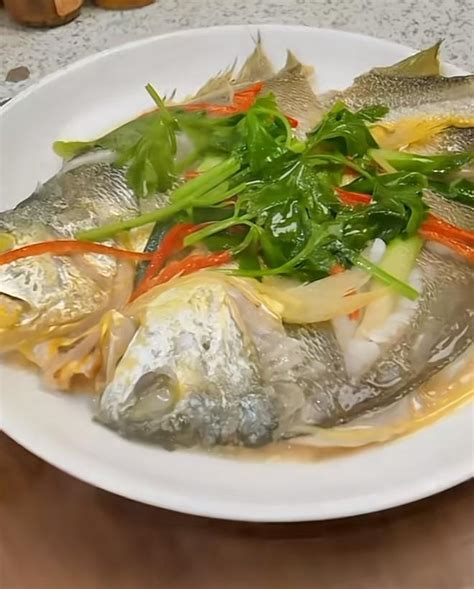 【炖黄鱼 浪吧鱼炖豆腐 炸烹青皮鱼 半煎煮海鱼的做法步骤图】宜林ld 下厨房
