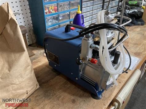 Sale Pending Brand New Yong Heng Compressor Model YHQB01 And Large Oil Water Separator