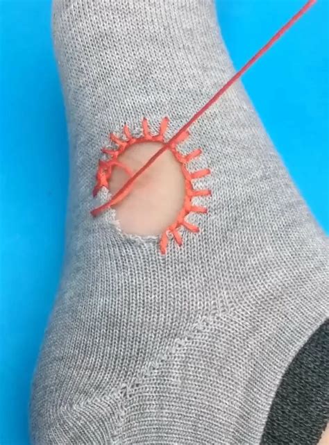Идеи ремонта одежды | Diy sewing clothes, Sewing tutorials, Sewing basics