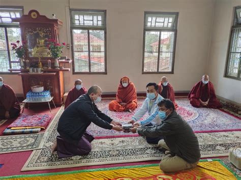 ပြင်ဦးလွင်မြို့နယ် ကိုဗစ် − ၁၉ ရောဂါ ထိန်းချုပ်ရေးနှင့် အရေးပေါ်တုံ့ပြန်ရေး ကော်မတီသို့ အလှူငွေမ