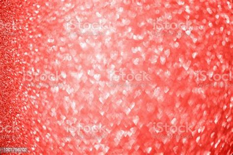 발렌타인 배경을위한 하트 보케 빛과 추상적 인 빨간 반짝이 반짝임 2월에 대한 스톡 사진 및 기타 이미지 2월 공휴일 낮 Istock