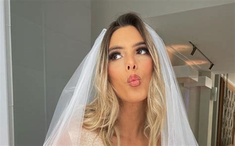 Lele Pons En Su Boda De Miami Con Lujoso Y Brillante Vestido De Novia