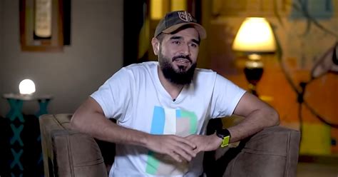 Mustafa Hanifs Soulful Connection To Madinah Reviewitpk