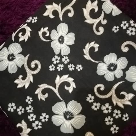 کمدا قیمت و خرید پارچه چادری رنگ مشکی