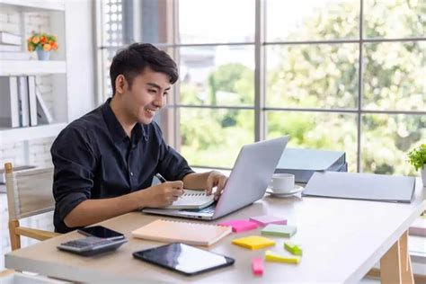 HP Z Laptop Review A Mid Range Business Laptop