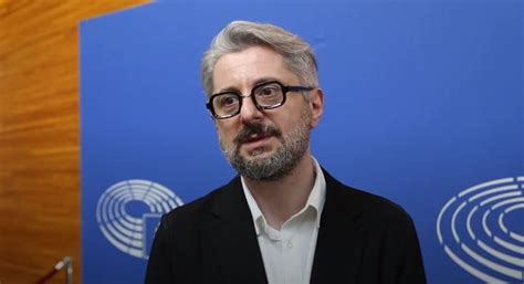 “მივდივარ იქ სადაც ბრძოლა მოიტანს შედეგს…“ ნიკა გვარამია Metronome Ge