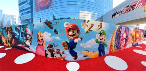 Gallery Step And Repeat LA