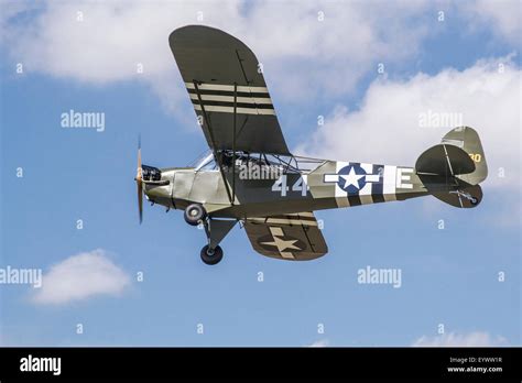 Piper Cub Military Hi Res Stock Photography And Images Alamy