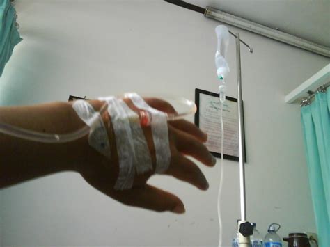 Orang Di Infus Di Rumah Id