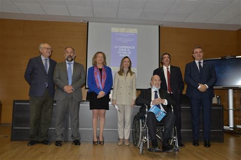 José María Gil Robles Y Gil Delgado Y La Uclm