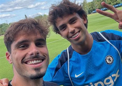 Pedro Neto Pilih Nomor 7 Chelsea Segera Buang 2 Pemain Bintang Mereka Okezone Bola