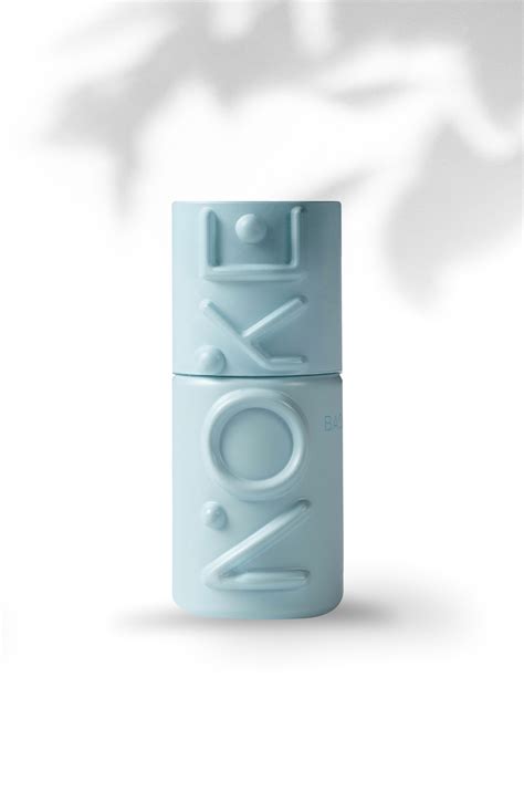 Base Adhesion Layer Very Liquid Viscosity — Noke