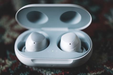 Samsung Finally Gets Bluetooth Earbuds Right TechCrunch