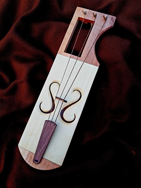 Historical Musical Instruments R Lyres