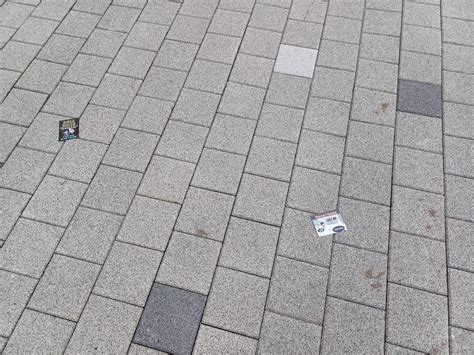 일베특파원 강남대로에서 삐라 발견했다 짤방 일베저장소