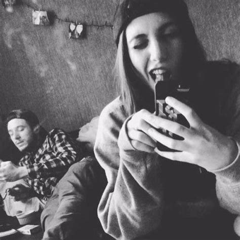 Stream Andréa Delorme Music Listen To Songs Albums Playlists For