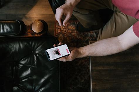 What S Catfish And How To Confront Them DatingForReal