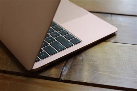 We Compare The Macbook Air And Macbook Pro Itigic