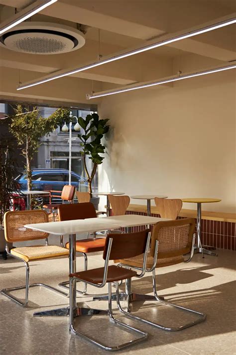 화이트and우드톤 깔끔한 28평 일산 카페인테리어 고양 덕양구 화정동