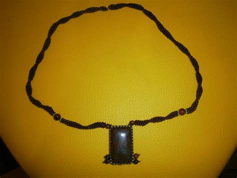 Кольє з бісеру — ціна 35 грн у каталозі Інші аксесуари Купити аксесуари за доступною ціною на