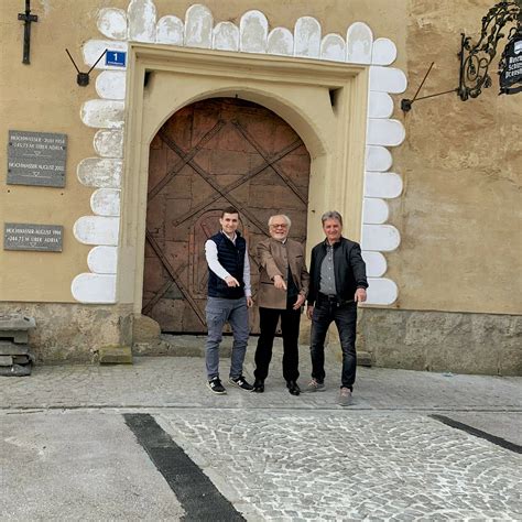 Historischer Zugang zum Schloss: Lassla von Prag, der letzte Ritter ...