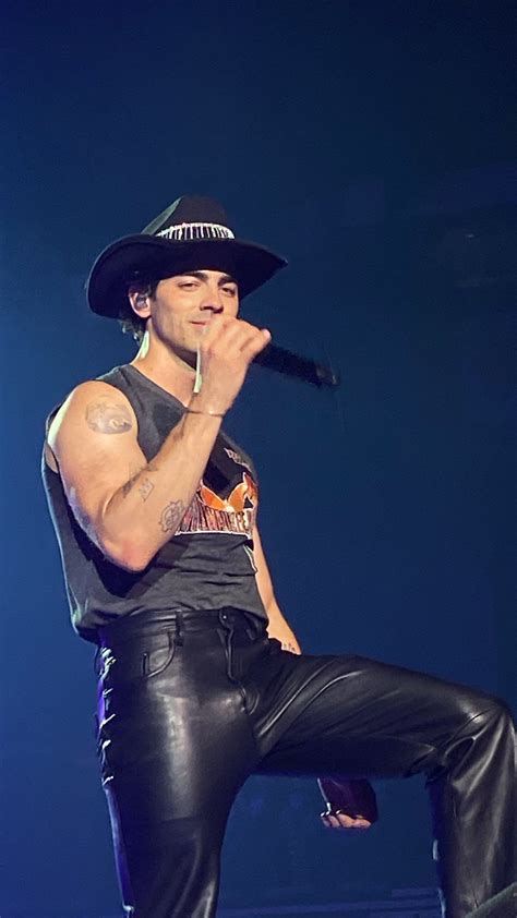 Pin By Nunoshka Moseley On Joe Jonas 🥰 Joe Jonas Jonas Brothers Jonas Brother