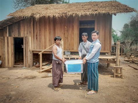 မိုးမိတ်မြို့နယ်တွင် မီးဘေးကြောင့် မီးဘေးသင့်အိမ်ထောင်စု ၁ စုအတွက် ရိက္ခာနှင့်ထောက်ပံ့ငွေများကို