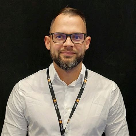 Daniel Kelemen Branch Manager Mbh Bank Linkedin