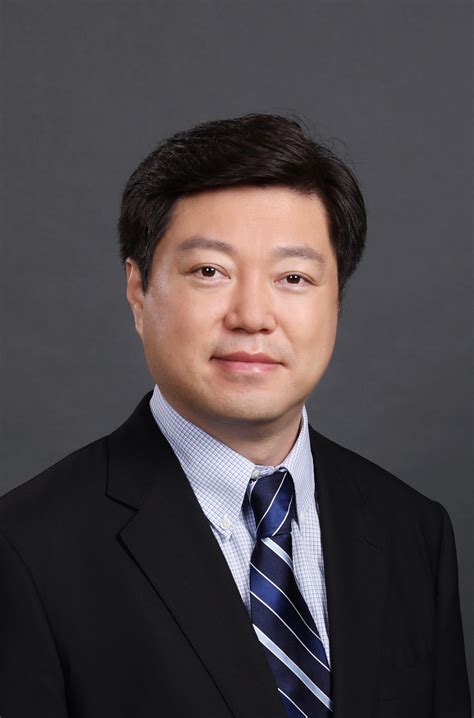 纳米纤维研究中心（丁彬）