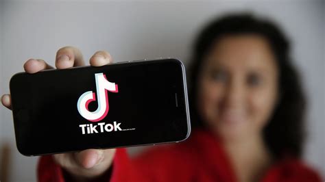 Cuáles son los requisitos para que te paguen en Tik Tok