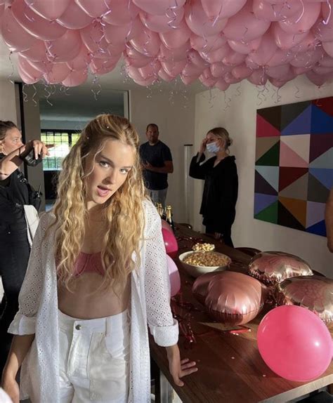 Pommelien Thijs R Nlcelebs