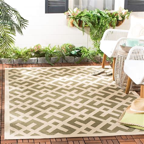 Safavieh Courtyard 6915 Green Bone 5 X 8 Rectangular Area Rug In The