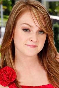 Lizzie Bell Model Profile Indexxx Com