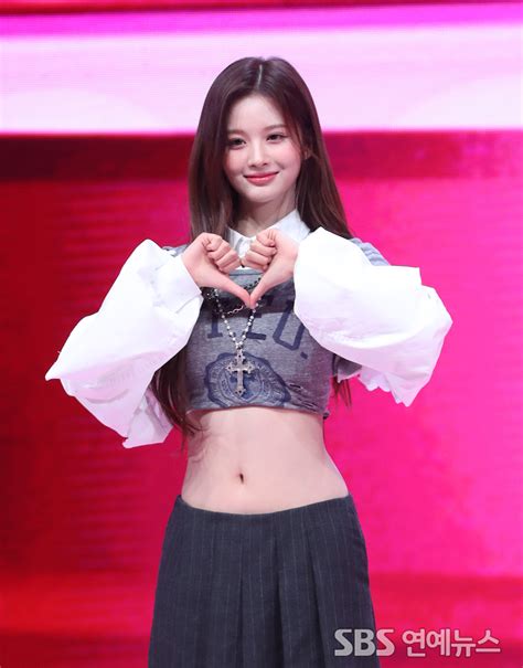 [e포토] 엔믹스 설윤 아름다운 벨리 여신